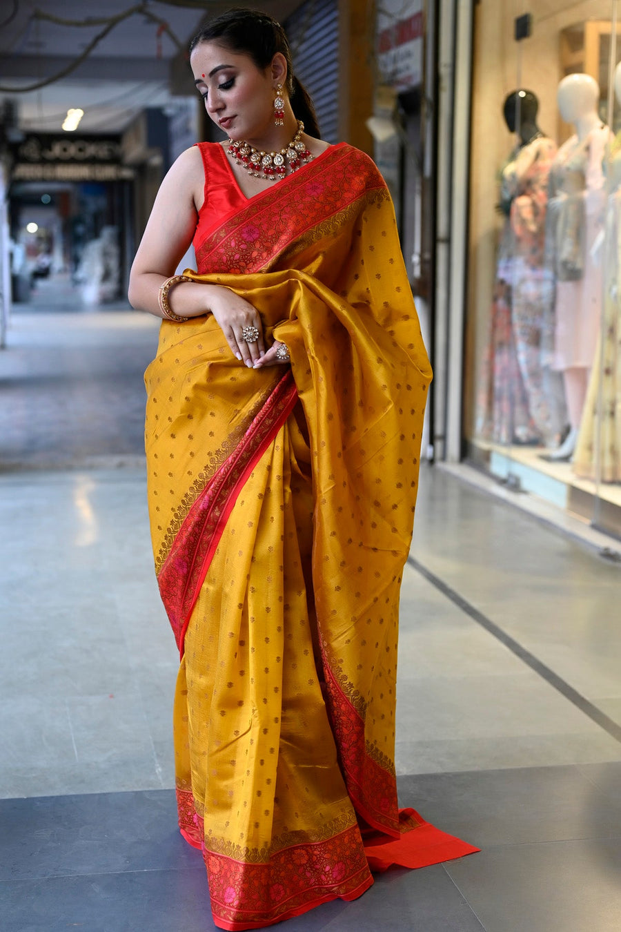 Sarees in Malaysia, Indian Saree Online Shopping in Malaysia – BharatSthali